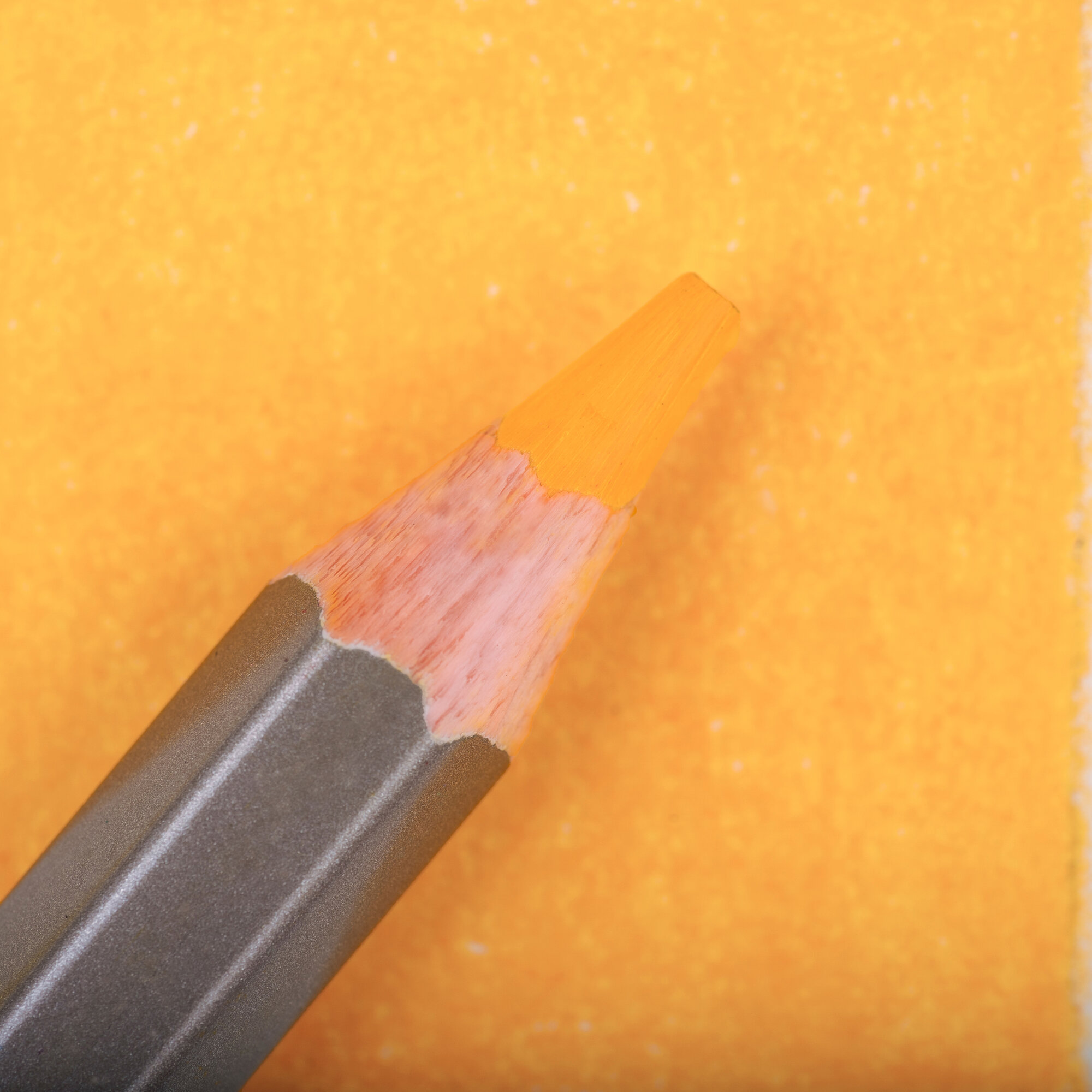 Карандаш цветной GRAFART PRO №145 индийский желтый