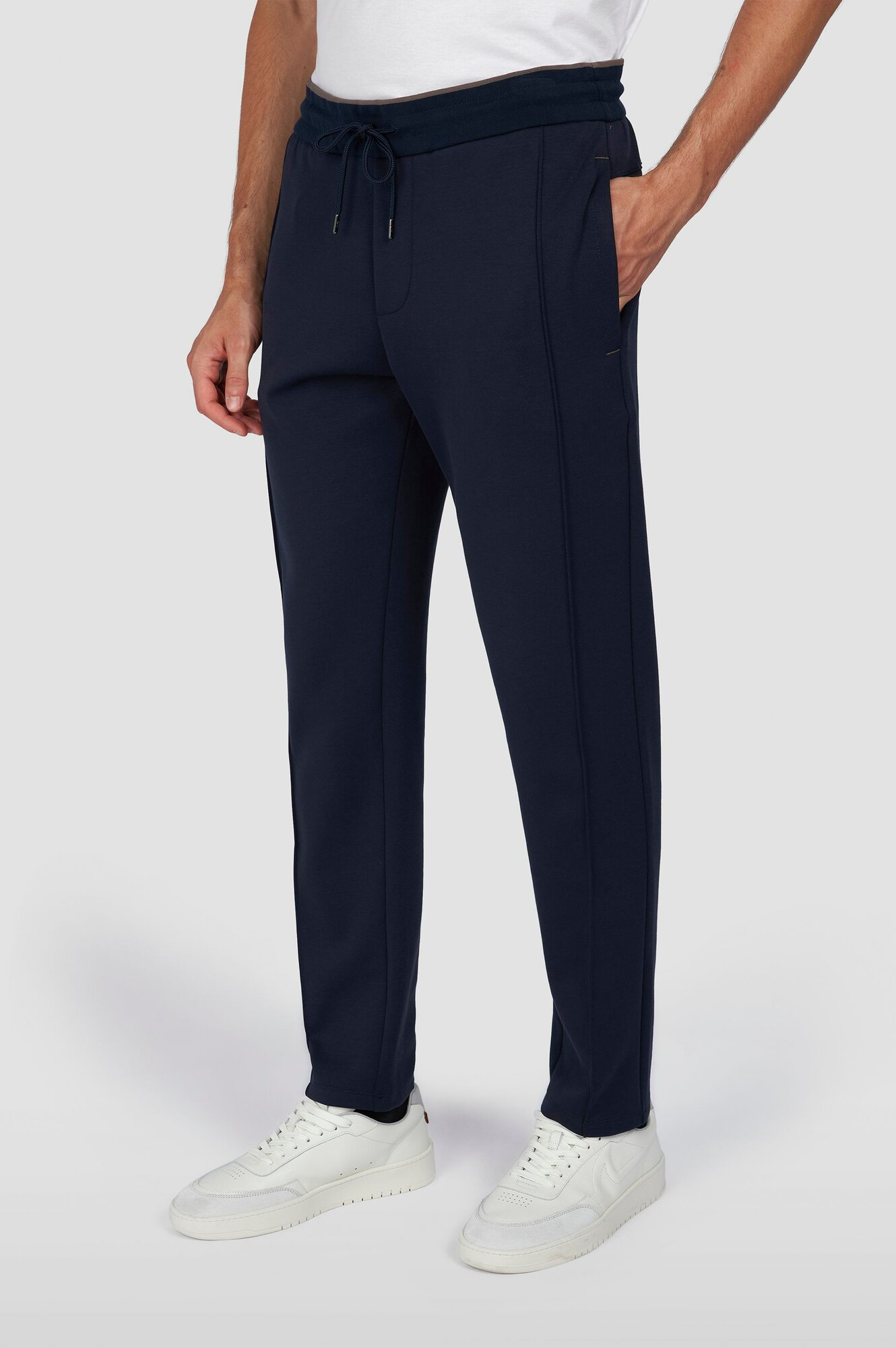 Брюки классические