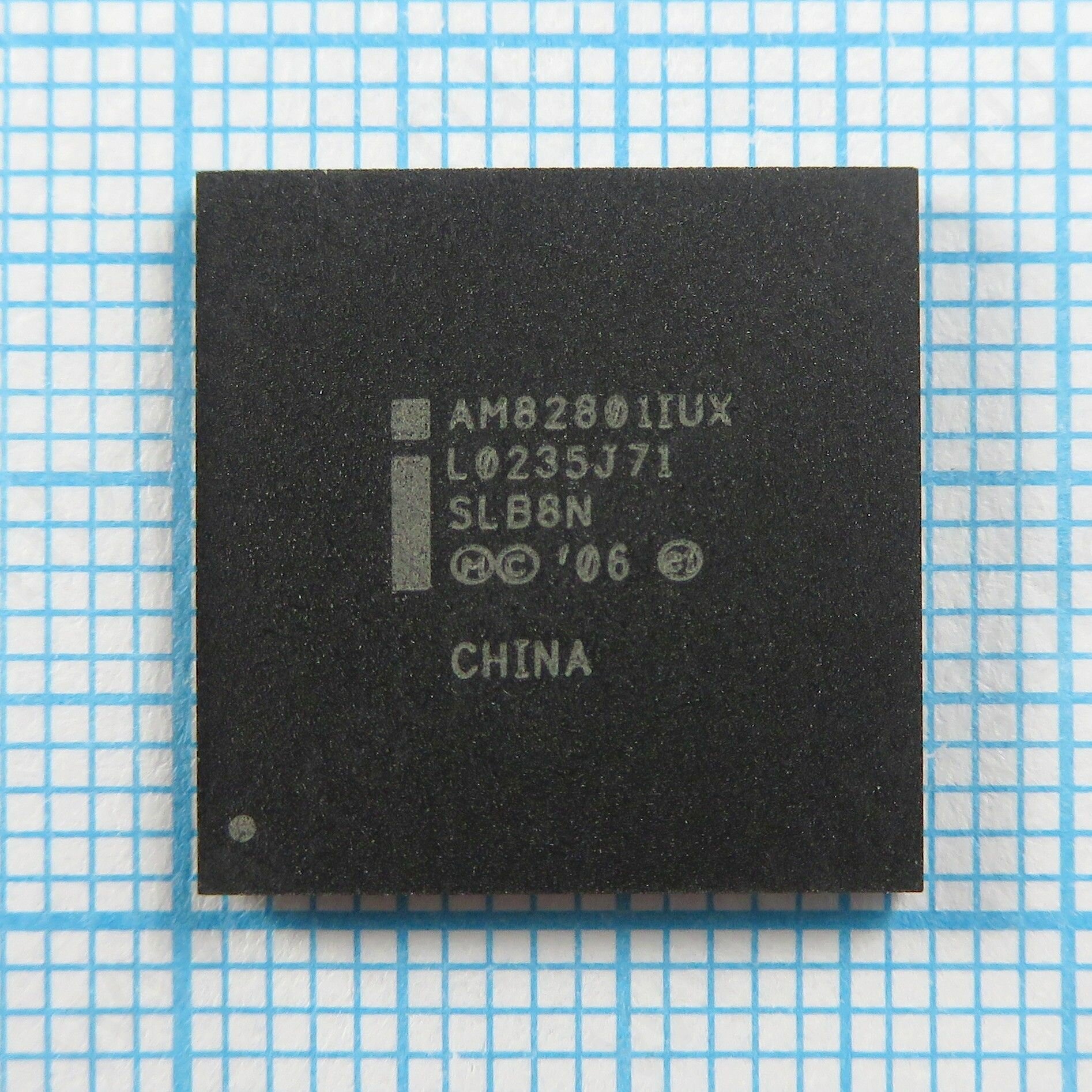 SLB8N 82801IUX-SFF AM82801IUX - Контроллер ввода-вывода ICH-9M(I/O Controller Hub Mobile)