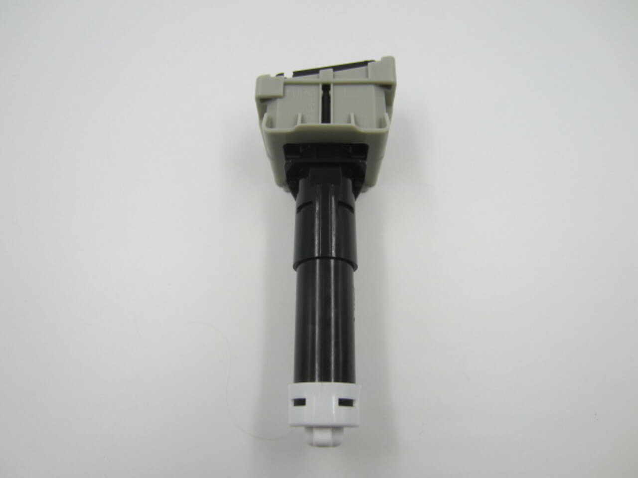 Форсунка омывателя фары левая совместима с Mazda 6 GJ/GL 2013-2015 GHR45182Y