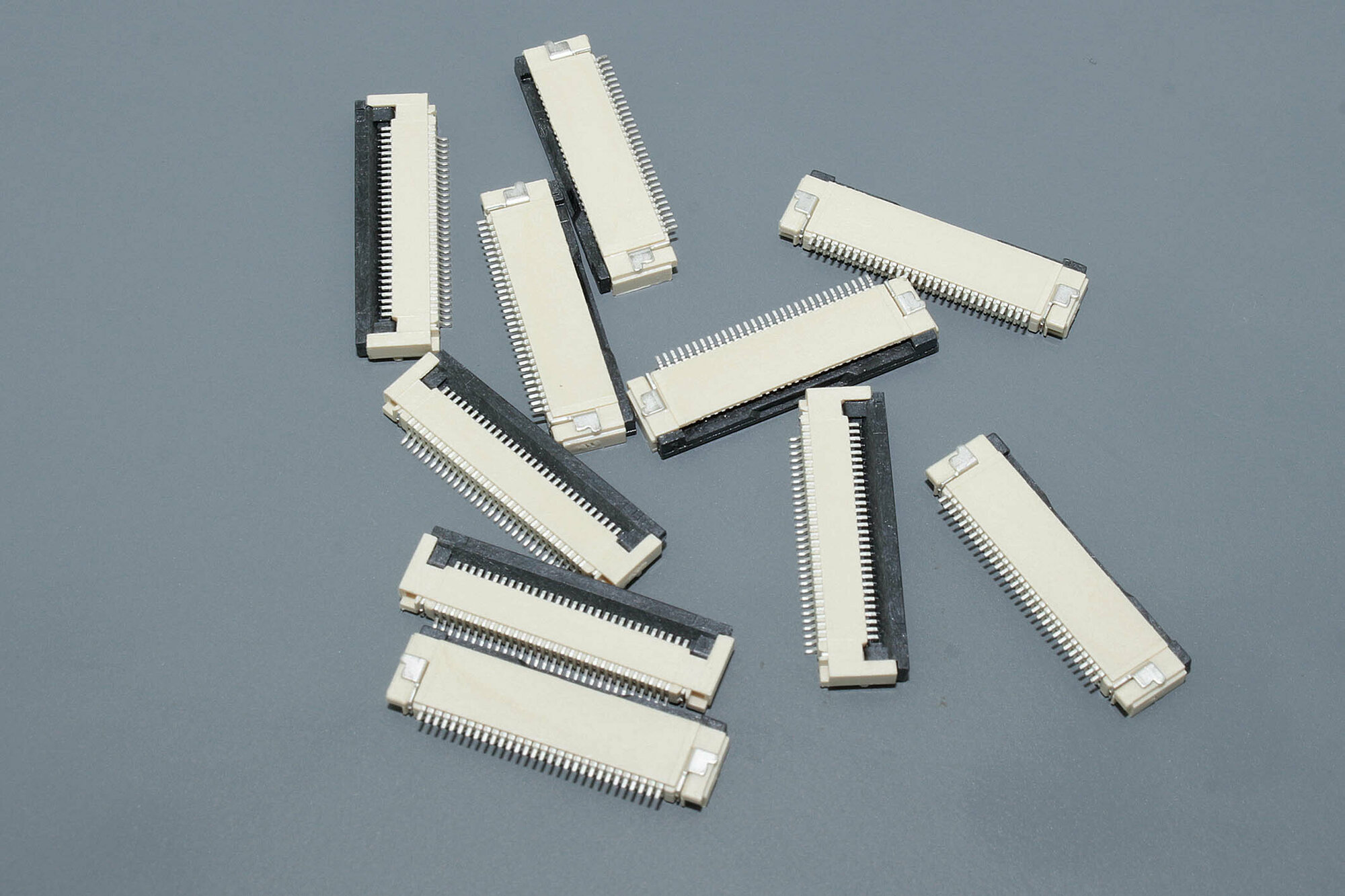 Разъем FPC Flip-Lock 0510-30RLGF 30 pin высота 1мм шаг 0,5мм 10 шт