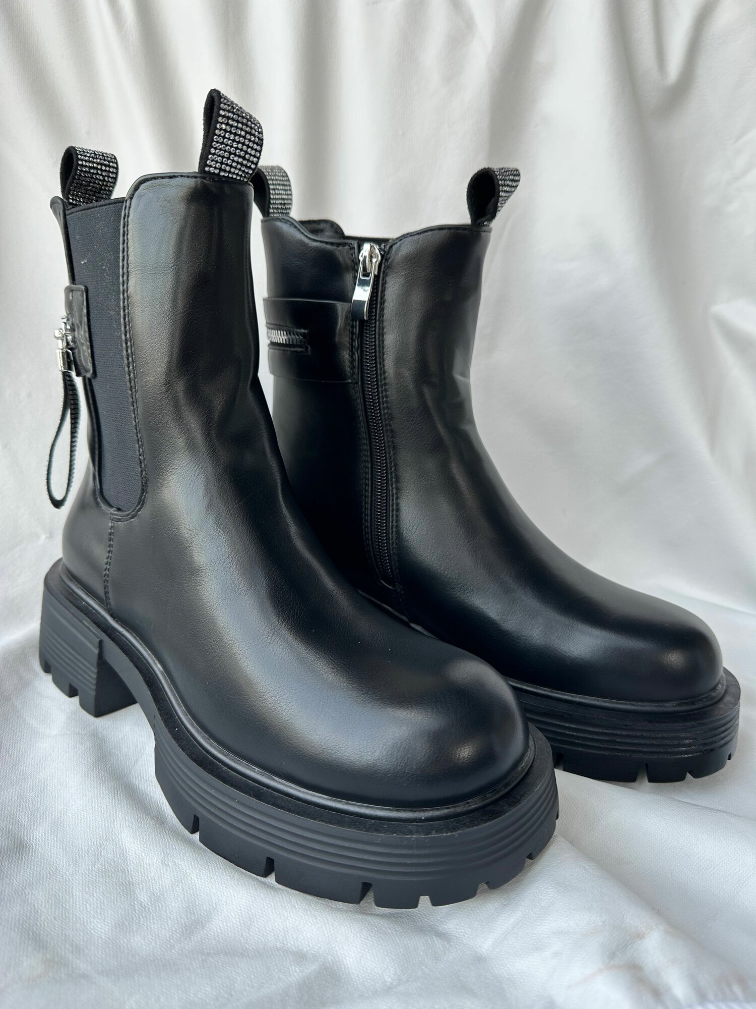 Ботинки челси