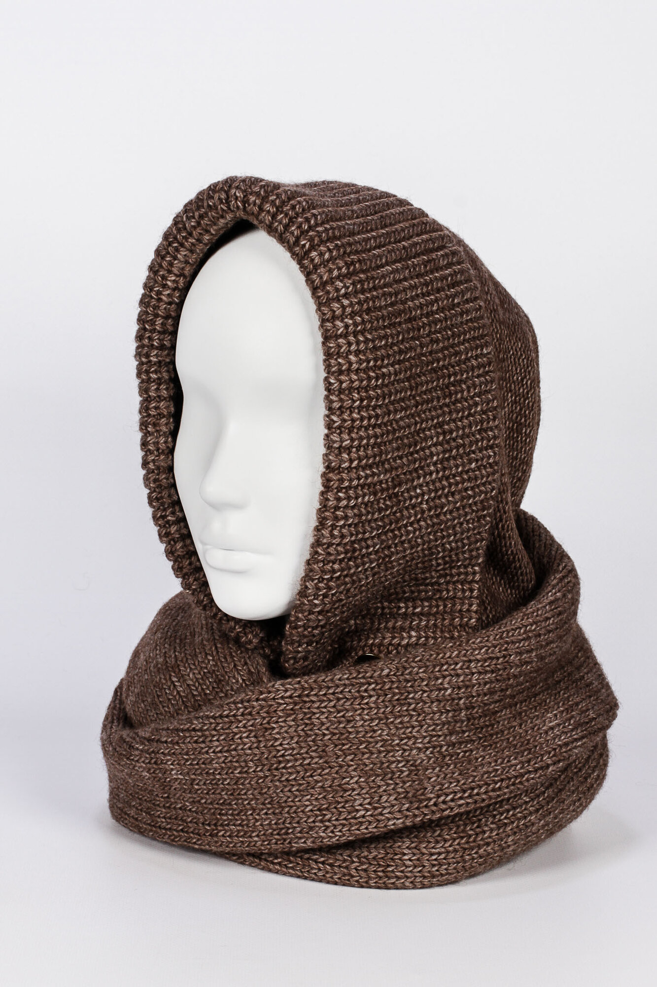 Капор для женщин