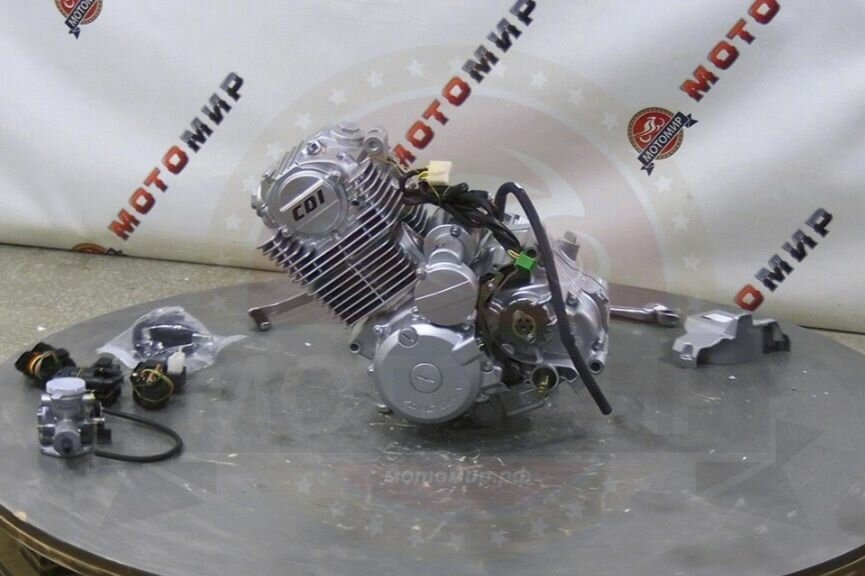 "Двигатель 4х такт. 200 см3 169FML (CB200) 1а труба (типа ZS165))