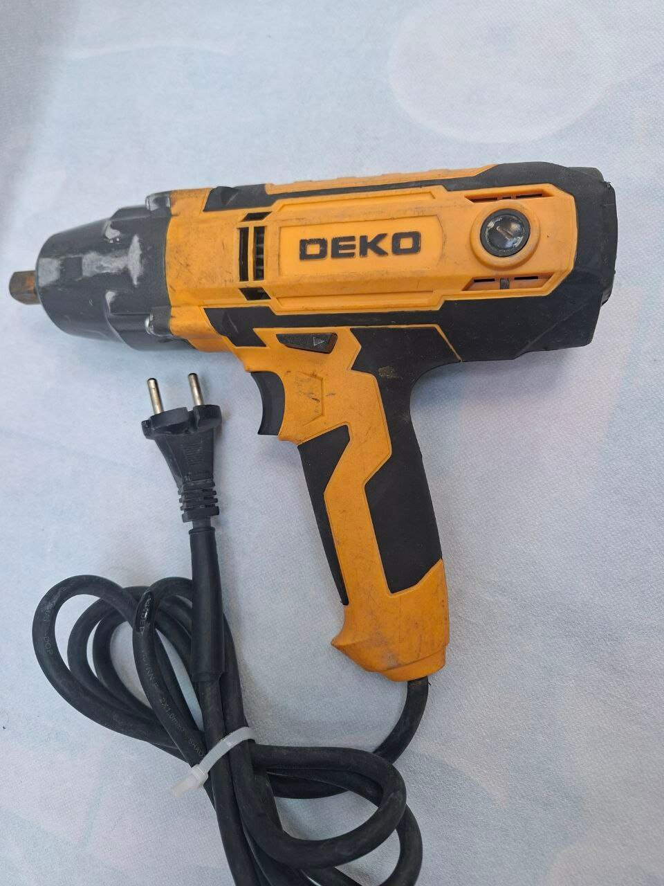 Гайковерт сетевой ударный DEKO DKIW950, 950 Вт, 1/2"