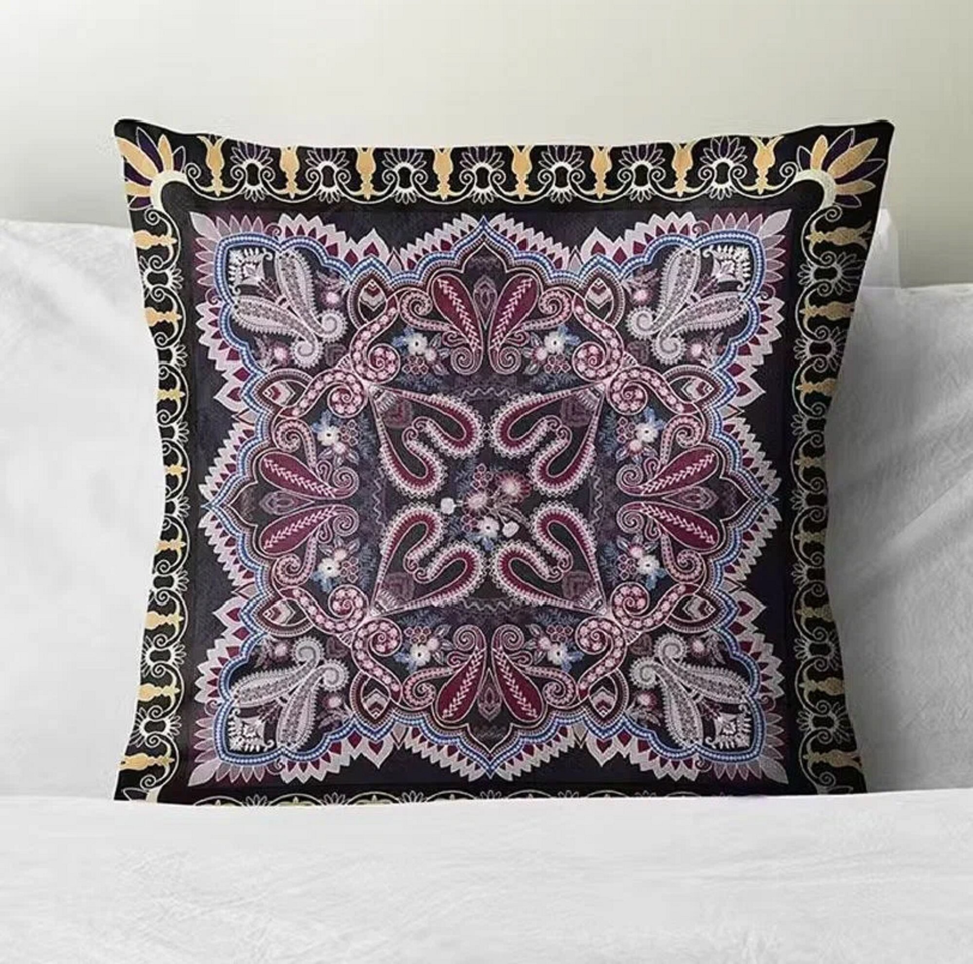 Чехол для подушки Марокканские узоры Розовый Хрусталь 40х40 велюр