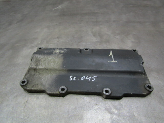 Крышка боковая блока цилиндров двигателя DC13 153 Scania 6-series