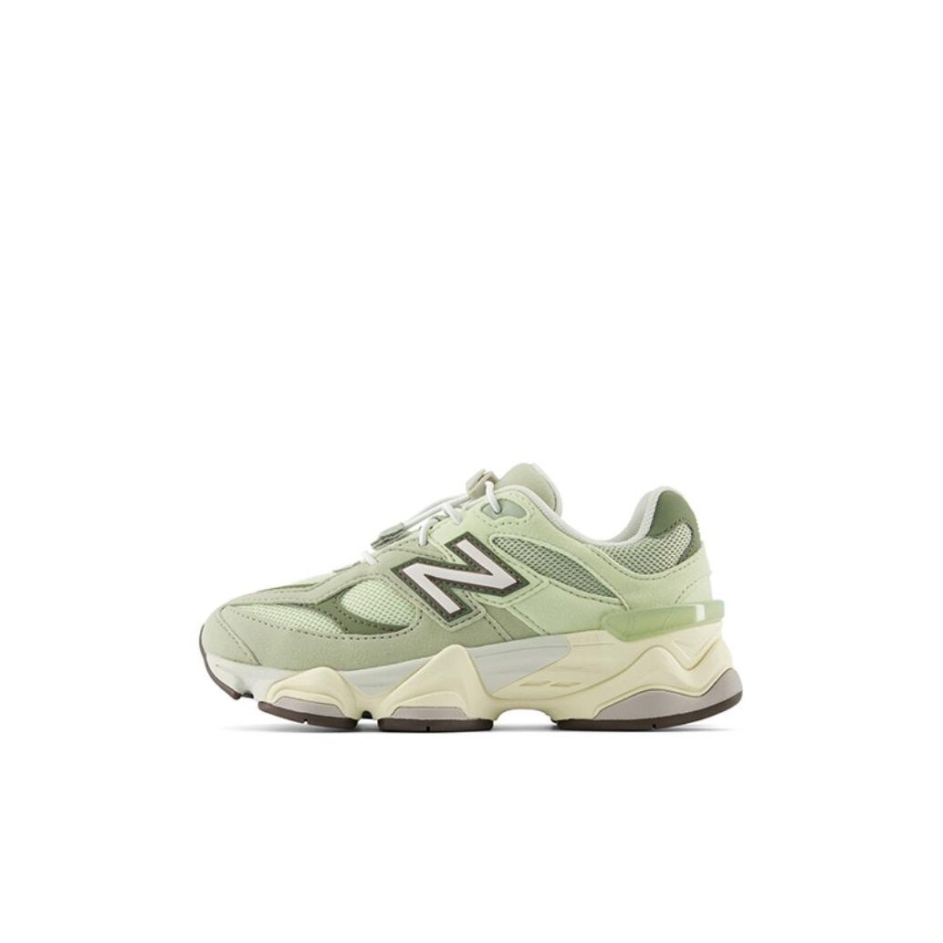 Ботинки NB 9060