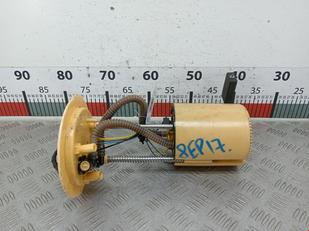 Насос топливный Audi A6 C6 арт. 2271438