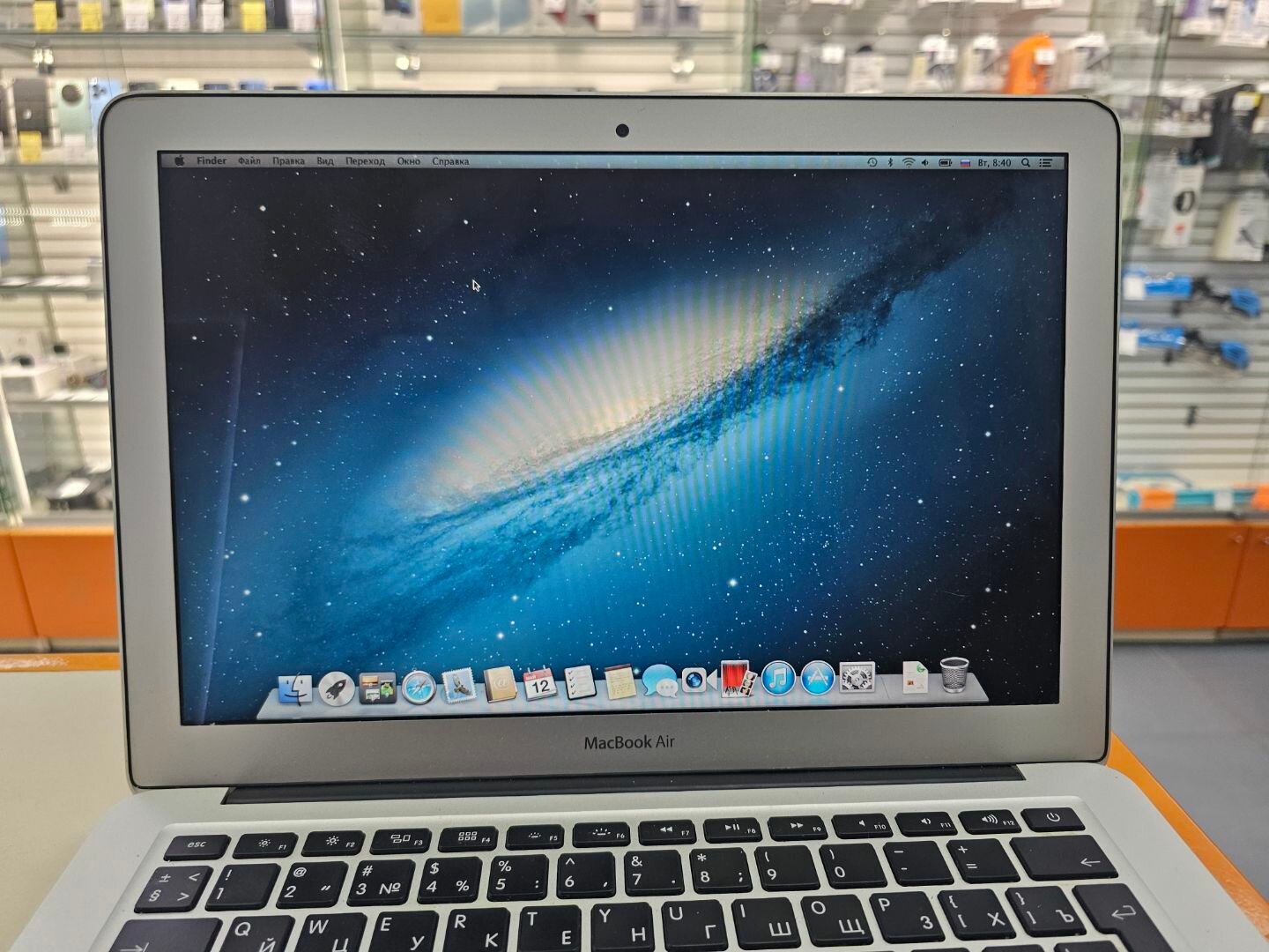 Ноутбук Apple Macbook Air 13 A1466 2015 Б/У Уценка