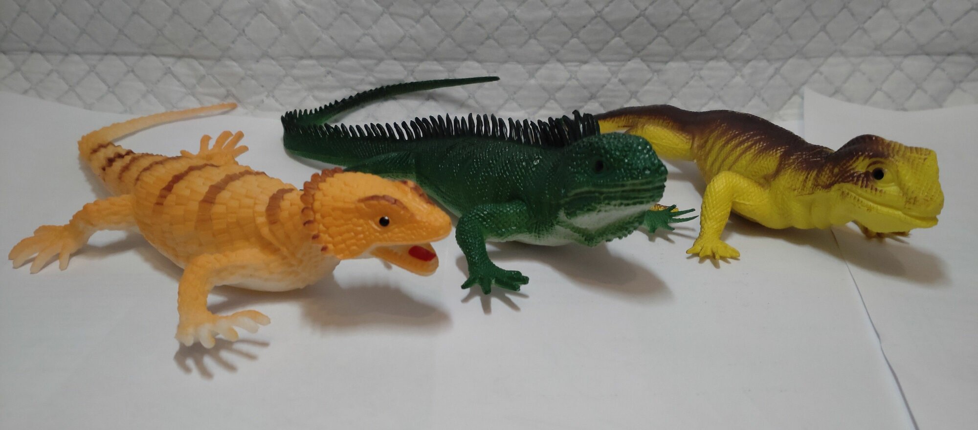 Набор резиновых фигурок "Рептилии/Ящерицы" Большие (27 см ) 3 шт. арт. Х001-4