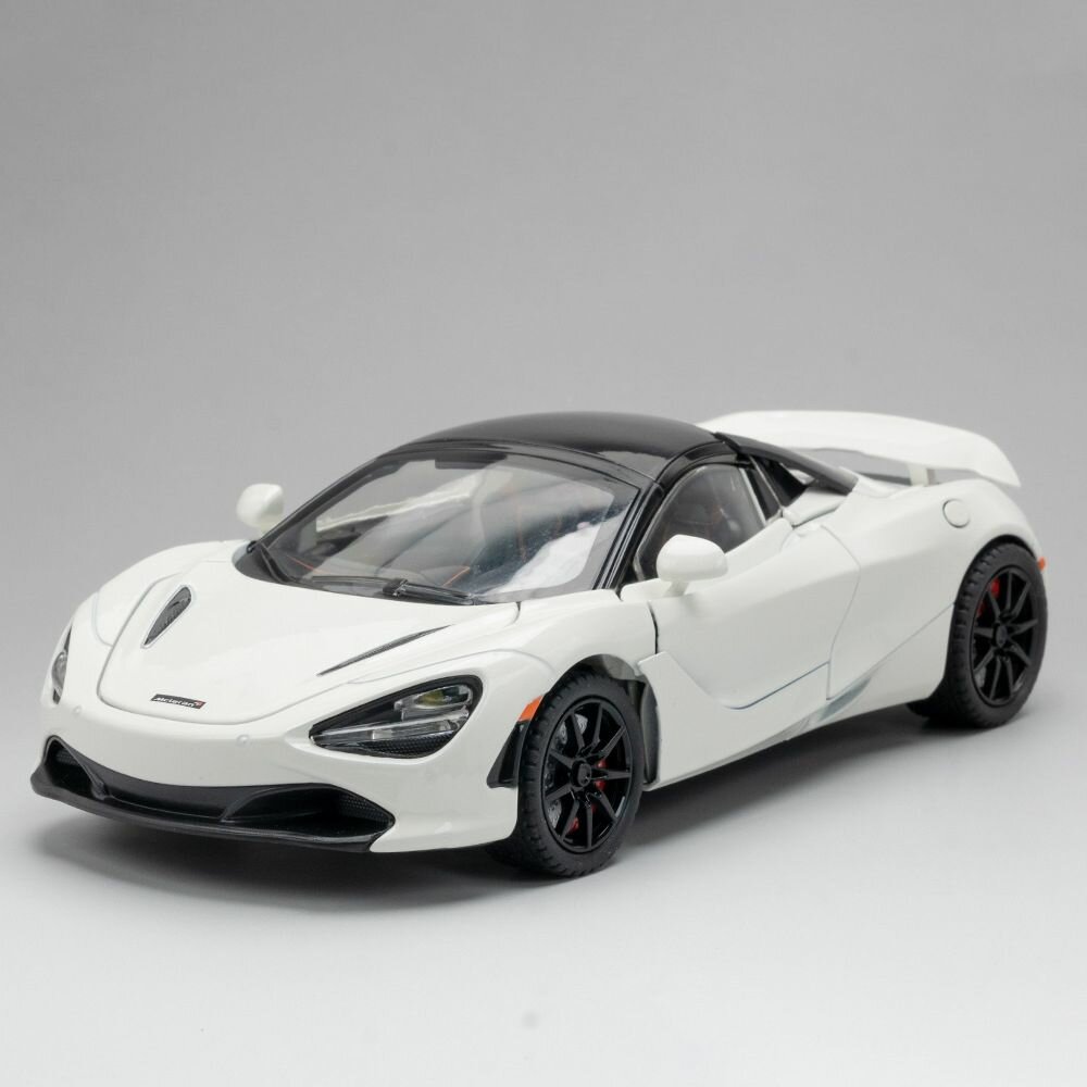 1:24 Масштабная модель McLaren 720S металлическая инерционная машинка со звуком