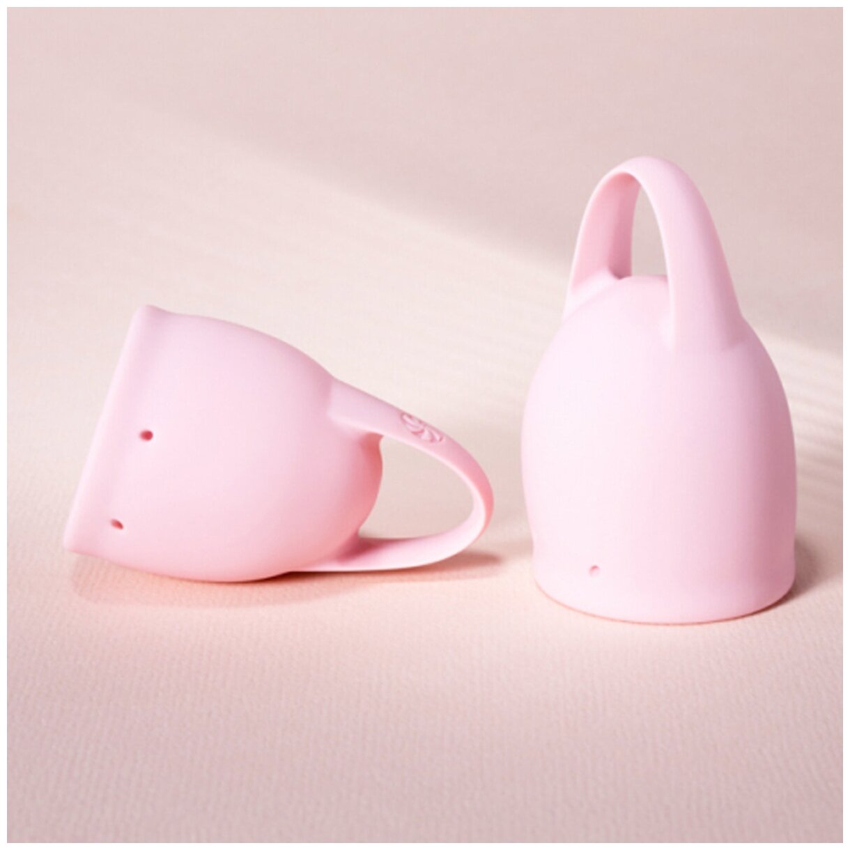 Менструальная чаша Natural Wellness. 20мл, розовая, медицинский силикон, 12 часов без протекания