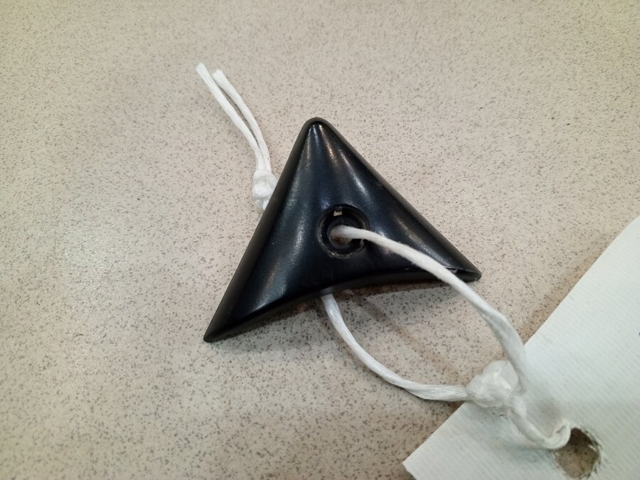 Уголок двери передней левой внутренний от Citroen C4 B7 2011>