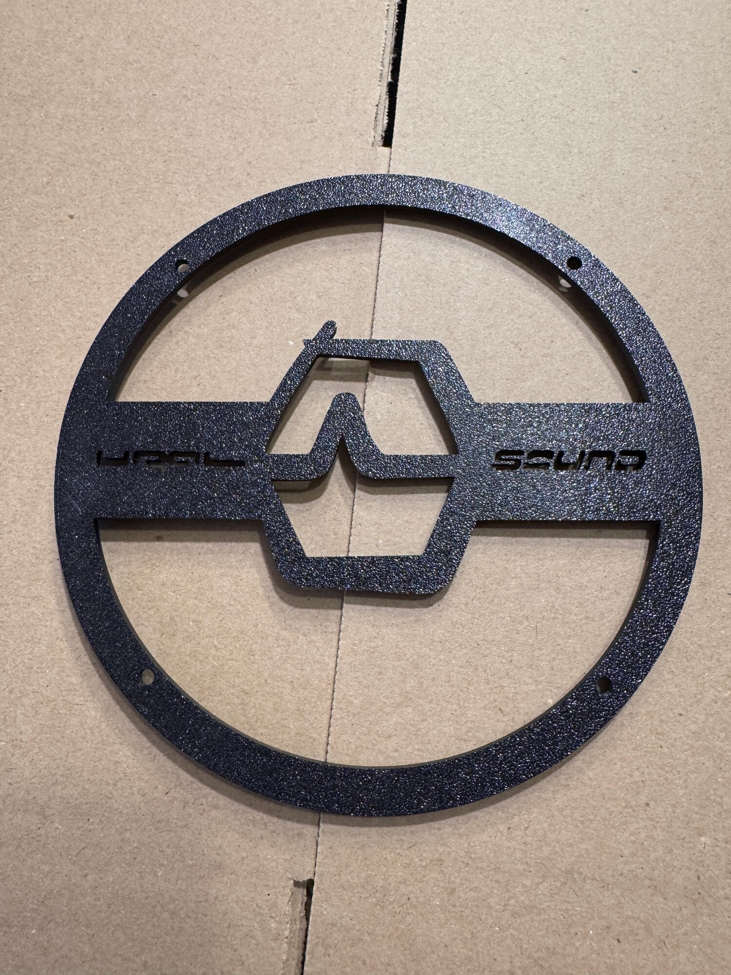 Защитная сетка для динамиков Урал/ Пластиковые грили для акустики 165 мм (6,5") 1 шт. ABS пластик.