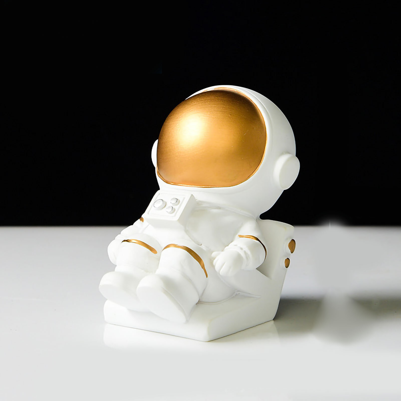 Астронавт украшения космический путешественник скульптура модель статуи для дома книжный шкаф настольное украшение творческий подарок на день рождения MYY2020-4A