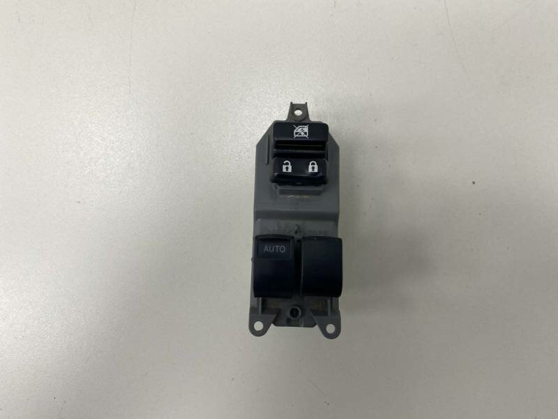 Блок управления стеклоподъемниками Toyota Corolla E180 2013 кат.номер: 8482002340