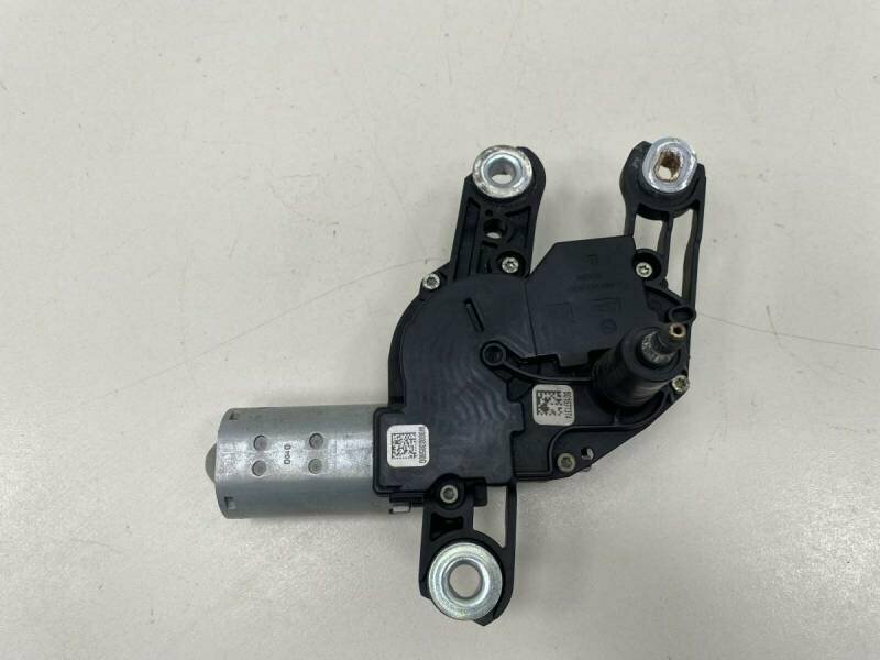 Моторчик стеклоочистителя задний Skoda Rapid 2012-2020 кат.номер: 5E5955711