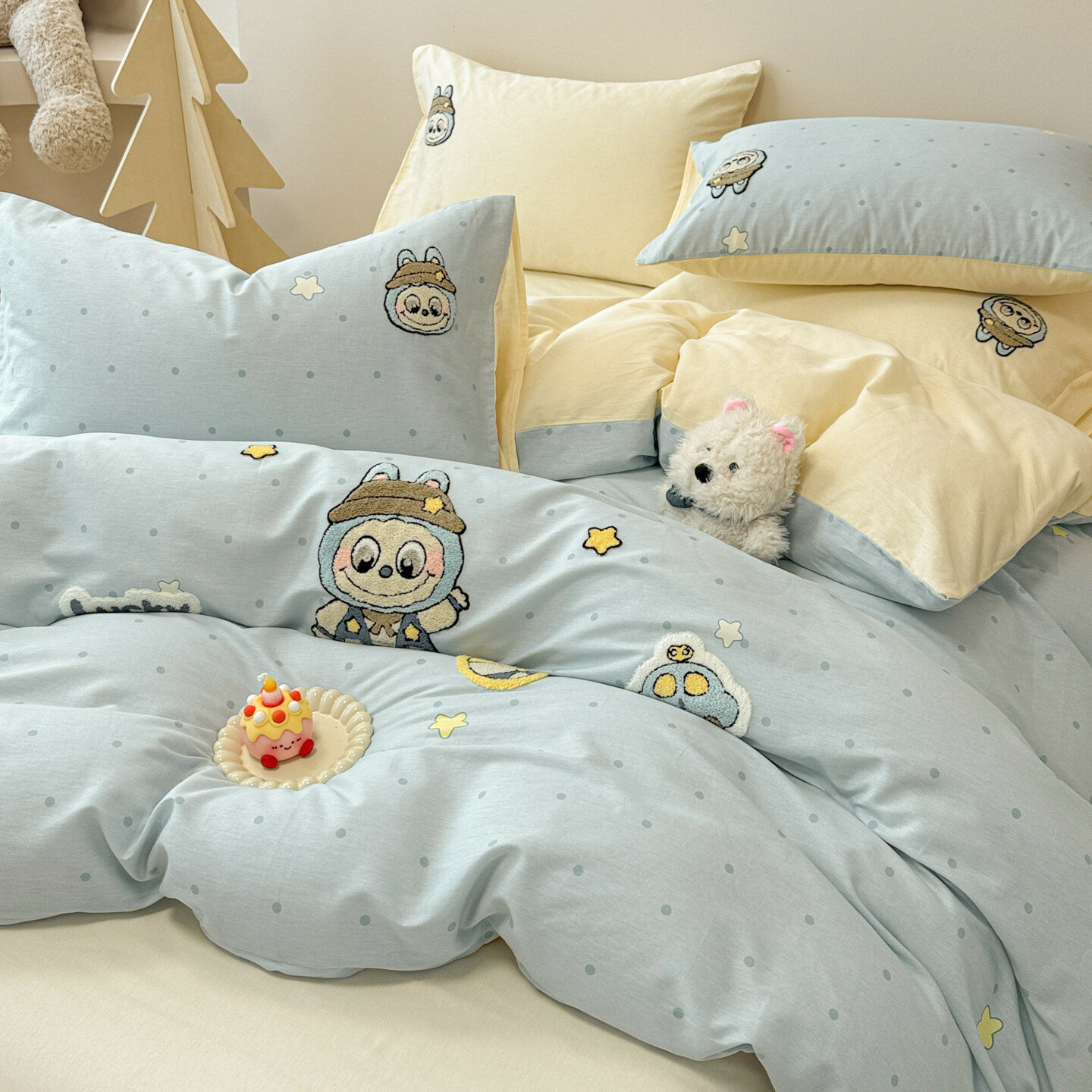 Детское постельное белье из хлопка с вышивкой «Большие глаза» для спальни и общежития, 4-набор Узор：Вышивка «Машина и