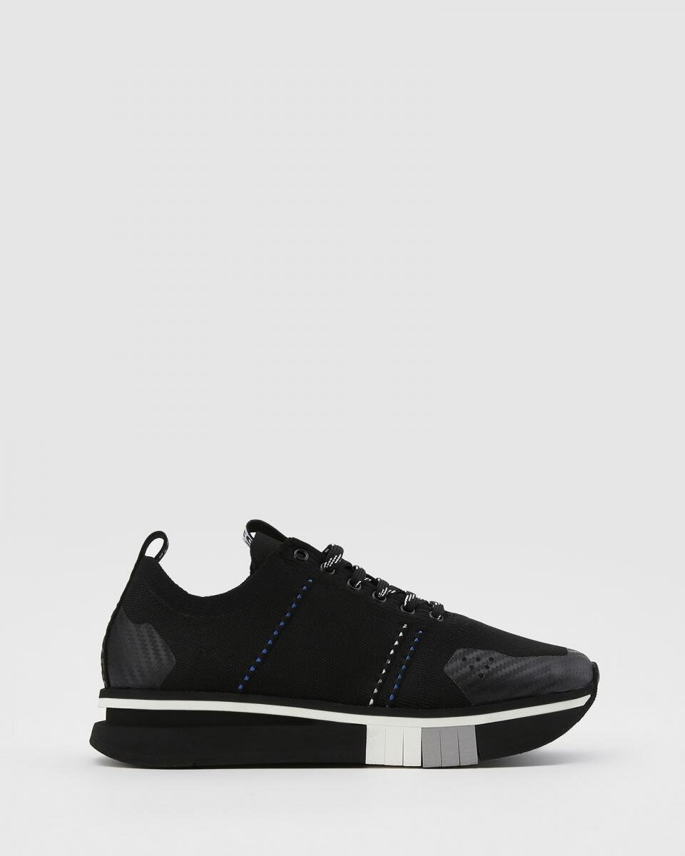 Кроссовки спорт-стиль