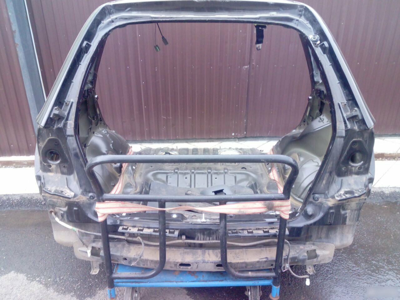 Задняя часть Лифан Х60 Lifan X60 рейсталинг черн S5601100Y98