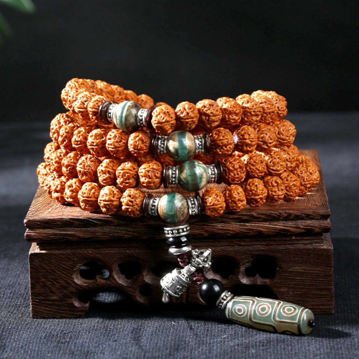 Четки рудракша с бусиной Дзи 108 бусин