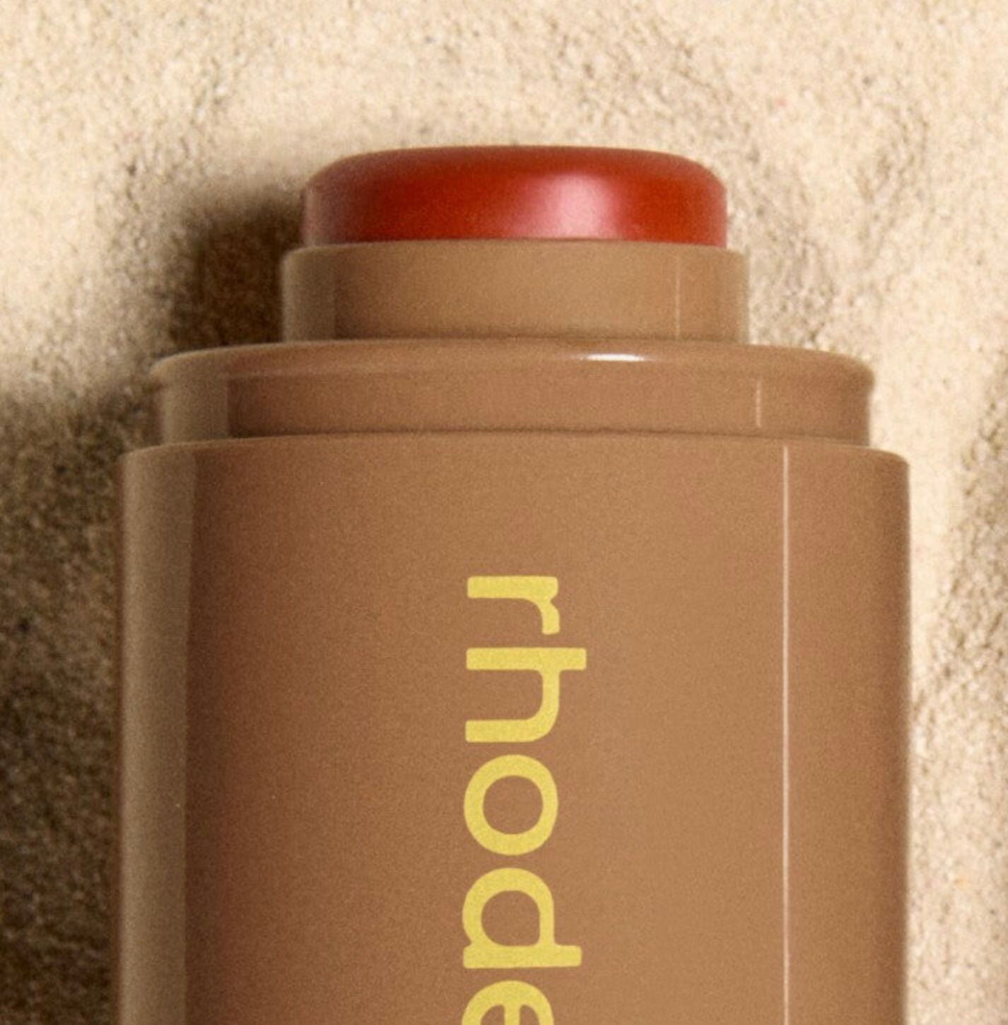 RHODE Румяна в стике pocket blush, sun soak - spiced orange, 5.3 гр
