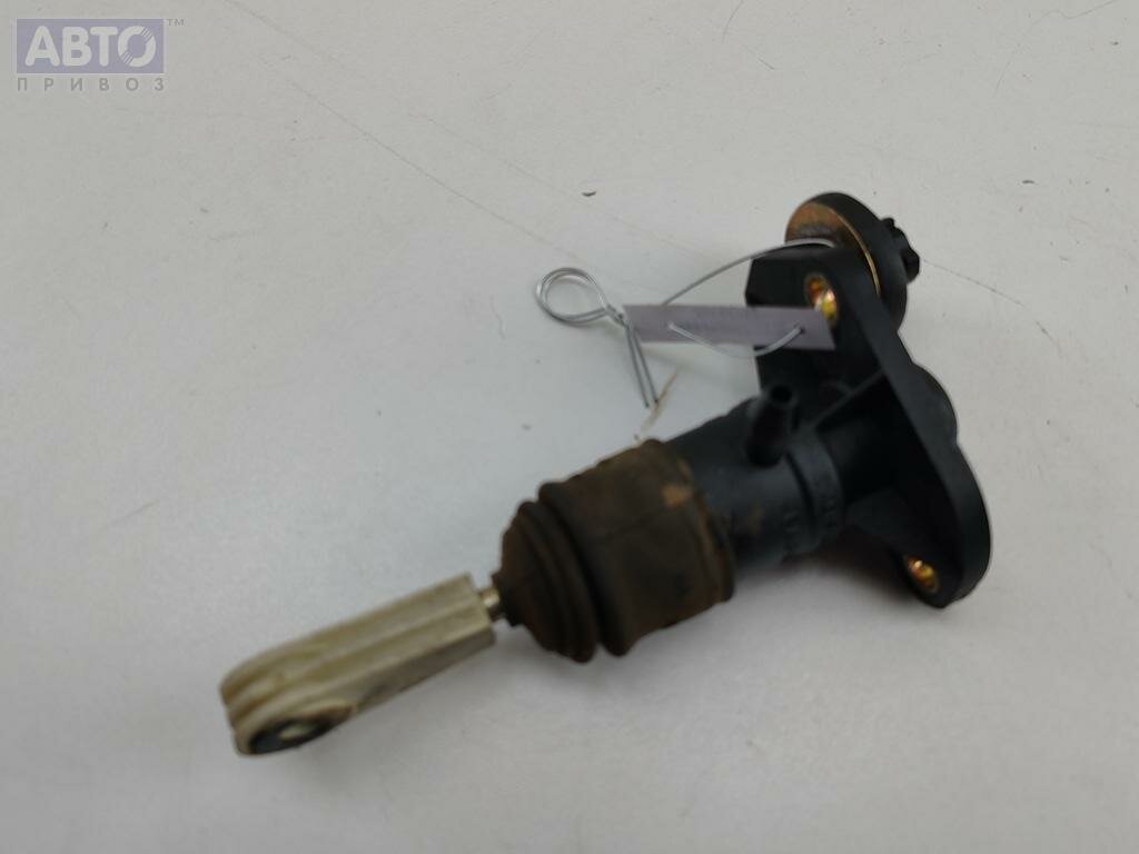 Цилиндр сцепления главный Volkswagen Passat B5