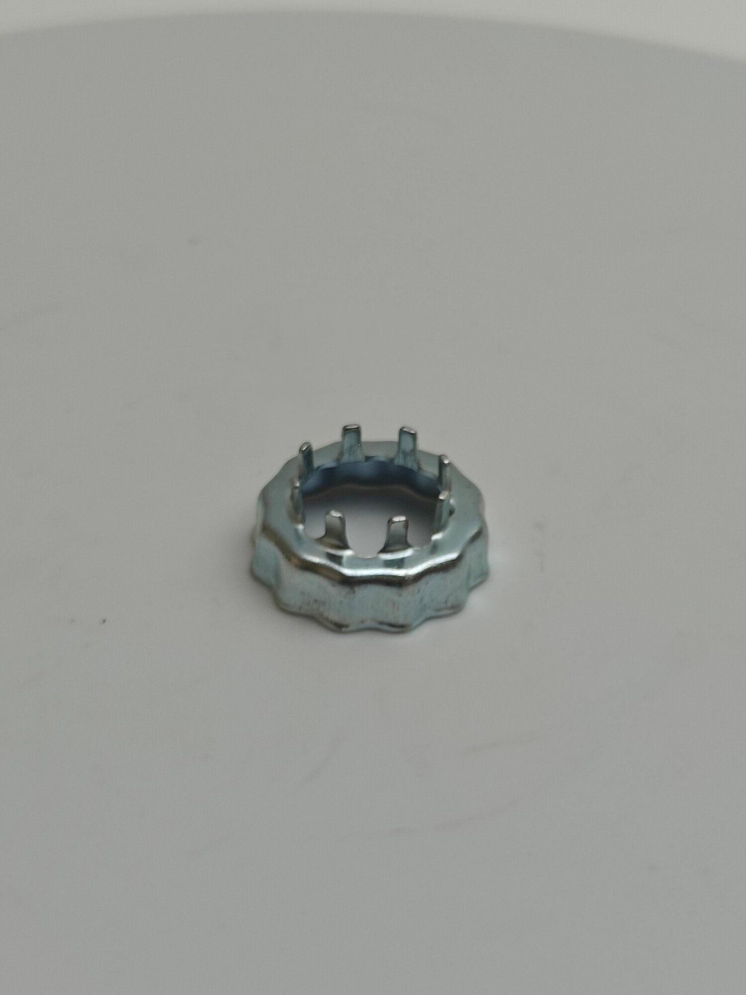 Крышка гайки передней ступицы Sollers Atlant