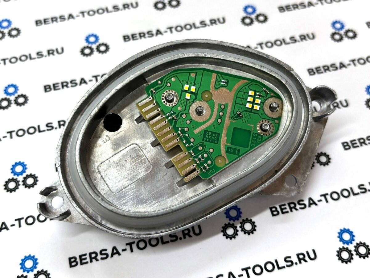 Светодиодный модуль правой фары BMW X7 G07 (белый) 63119466176