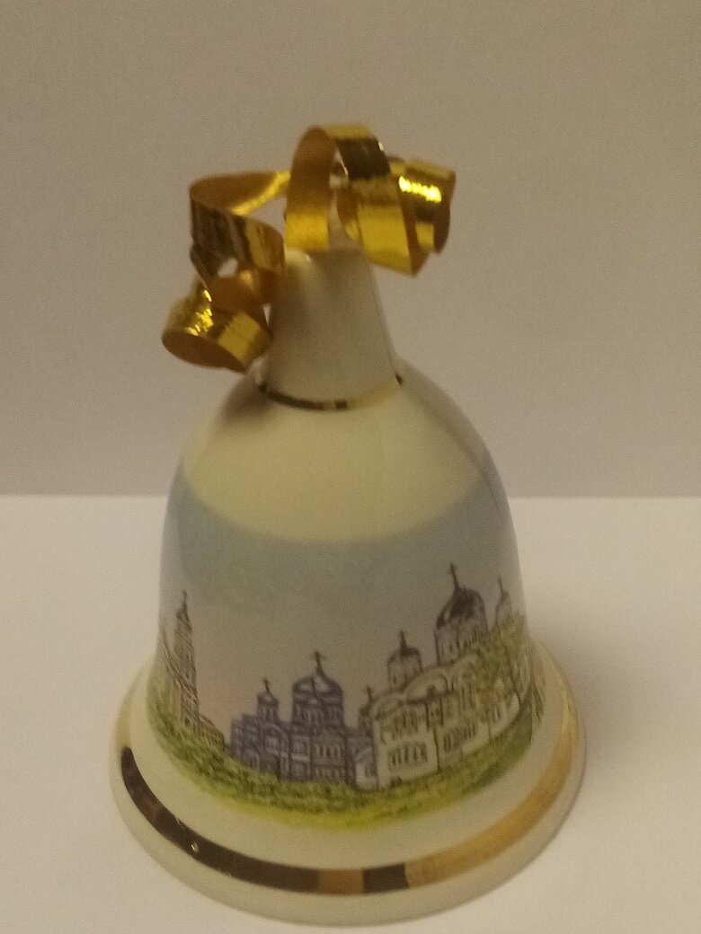 Колокольчик средний (бел, вид цветной, Дивеево, отводка золотом)