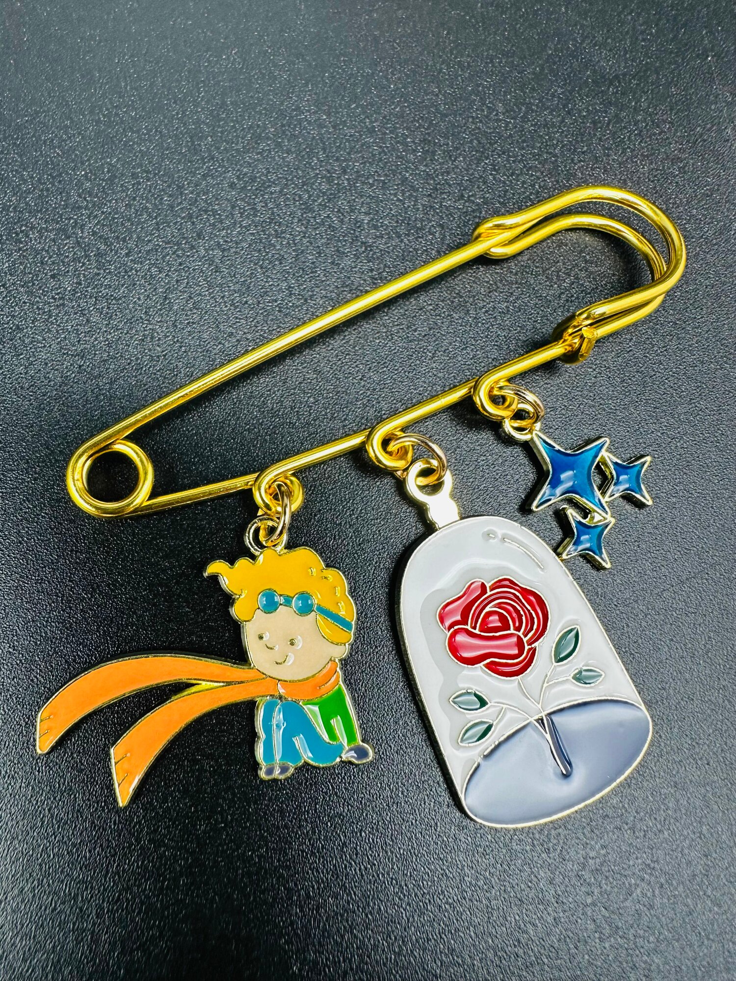 Брошь, эмаль