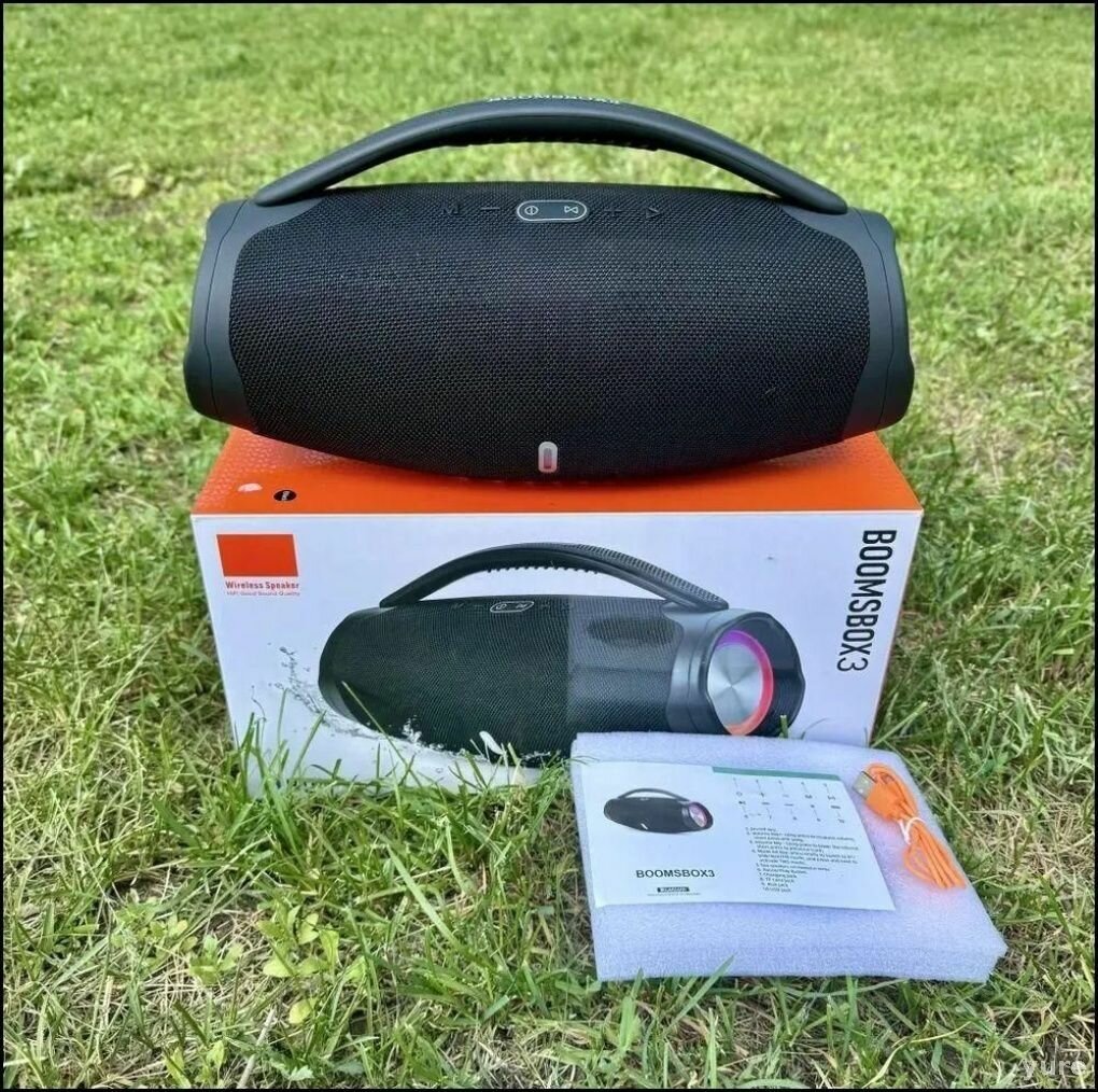 Беспроводная акустика премиум BOOMBOX 3 в черном цвете