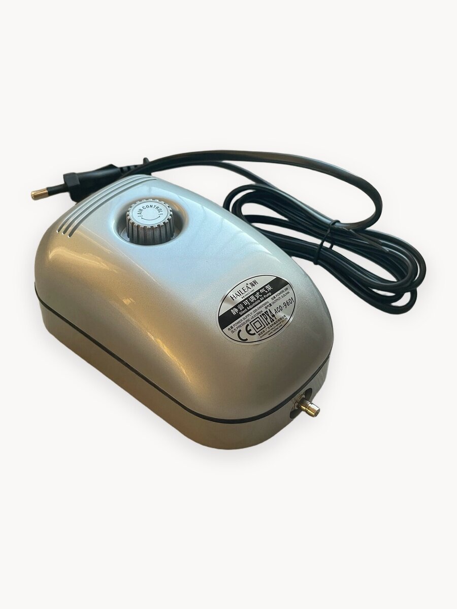Компрессор для аквариума HAILEA ACO-9601 бесшумный. С регулятором потока воздуха.