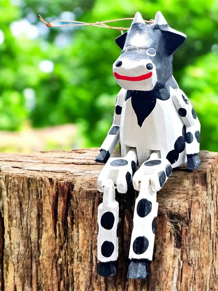 Марионетка корова игрушка деревянная фигурка