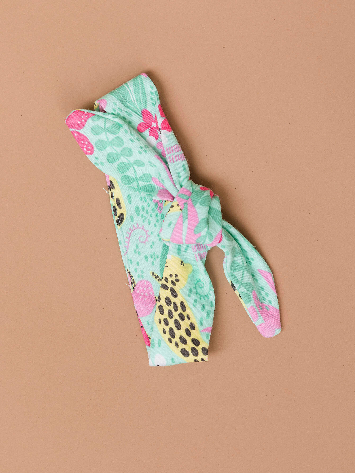 Повязка на голову детская для новорожденной девочки с бантиком