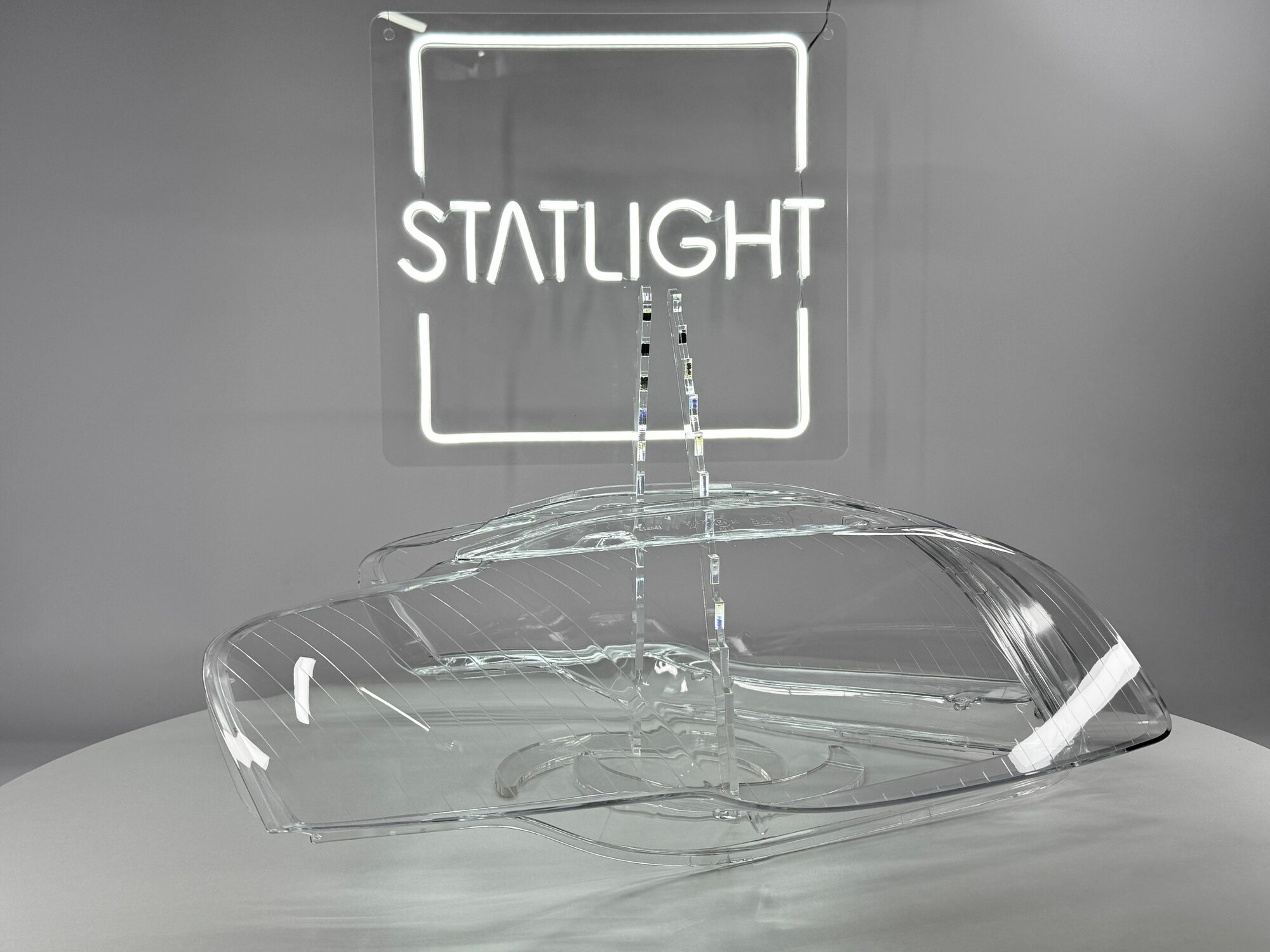 Стекло правое на Audi A4 (B7) 2004-2009