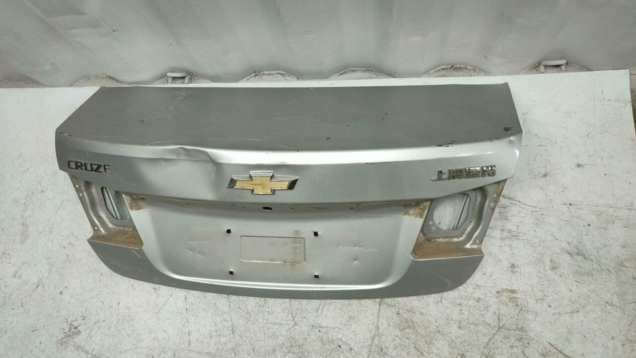 Крышка багажника Chevrolet Cruze 2010