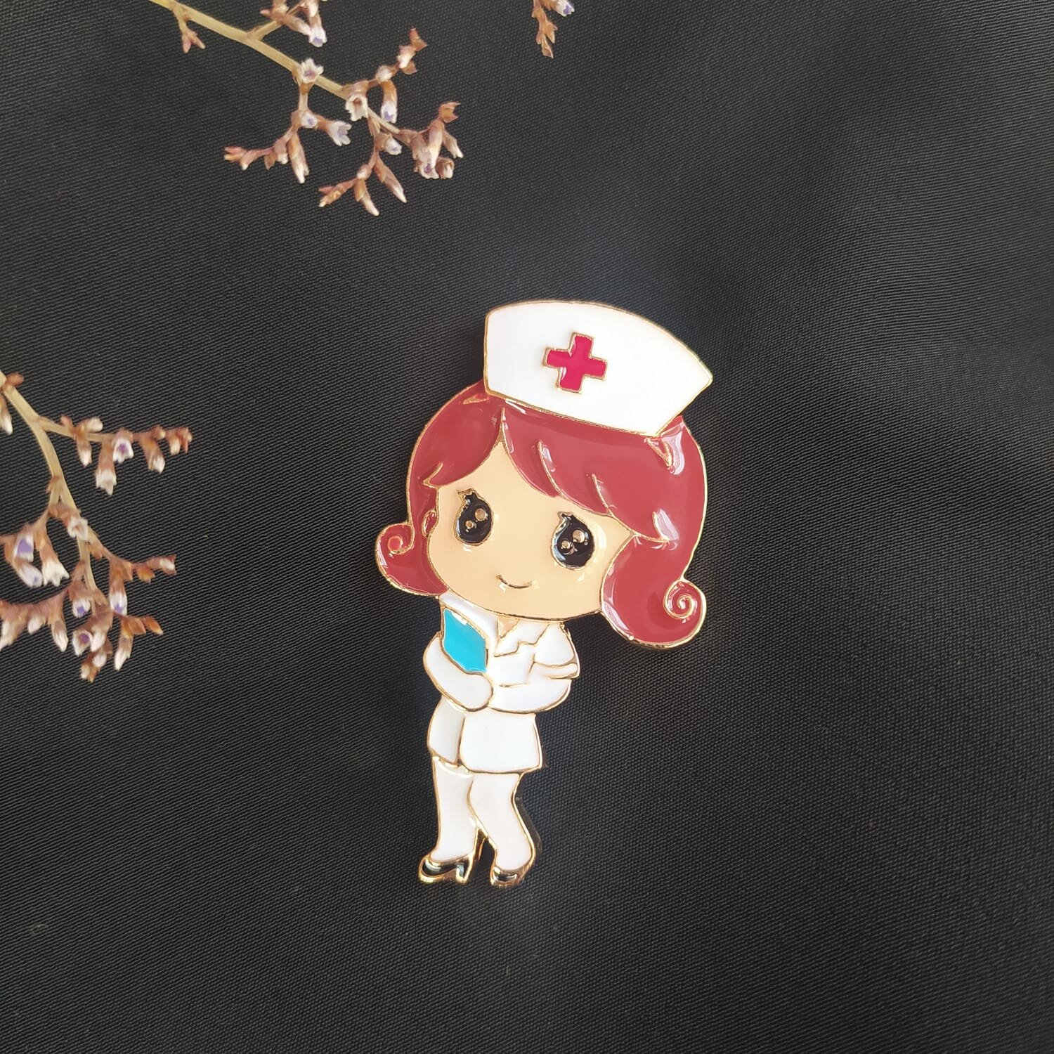 Брошь, эмаль