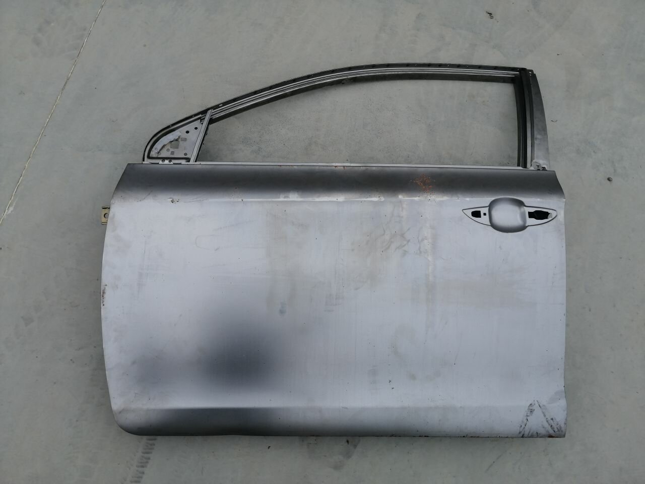 Дверь передняя левая Lifan Cebrium [1.8 16V 5MT седан] C6101001