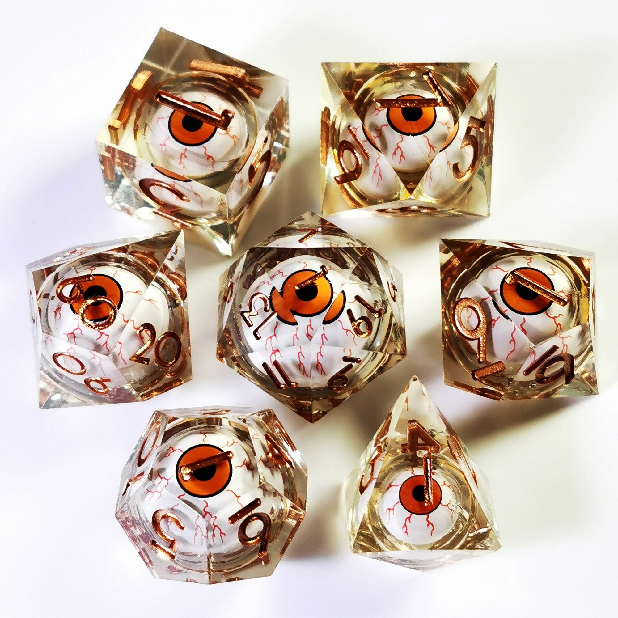 Набор кубиков для Dungeons & Dragons из смолы, ручная работа с оранжевым глазом дракона, прозрачные дайсы с медными цифрами, 7 полихедральных штук
