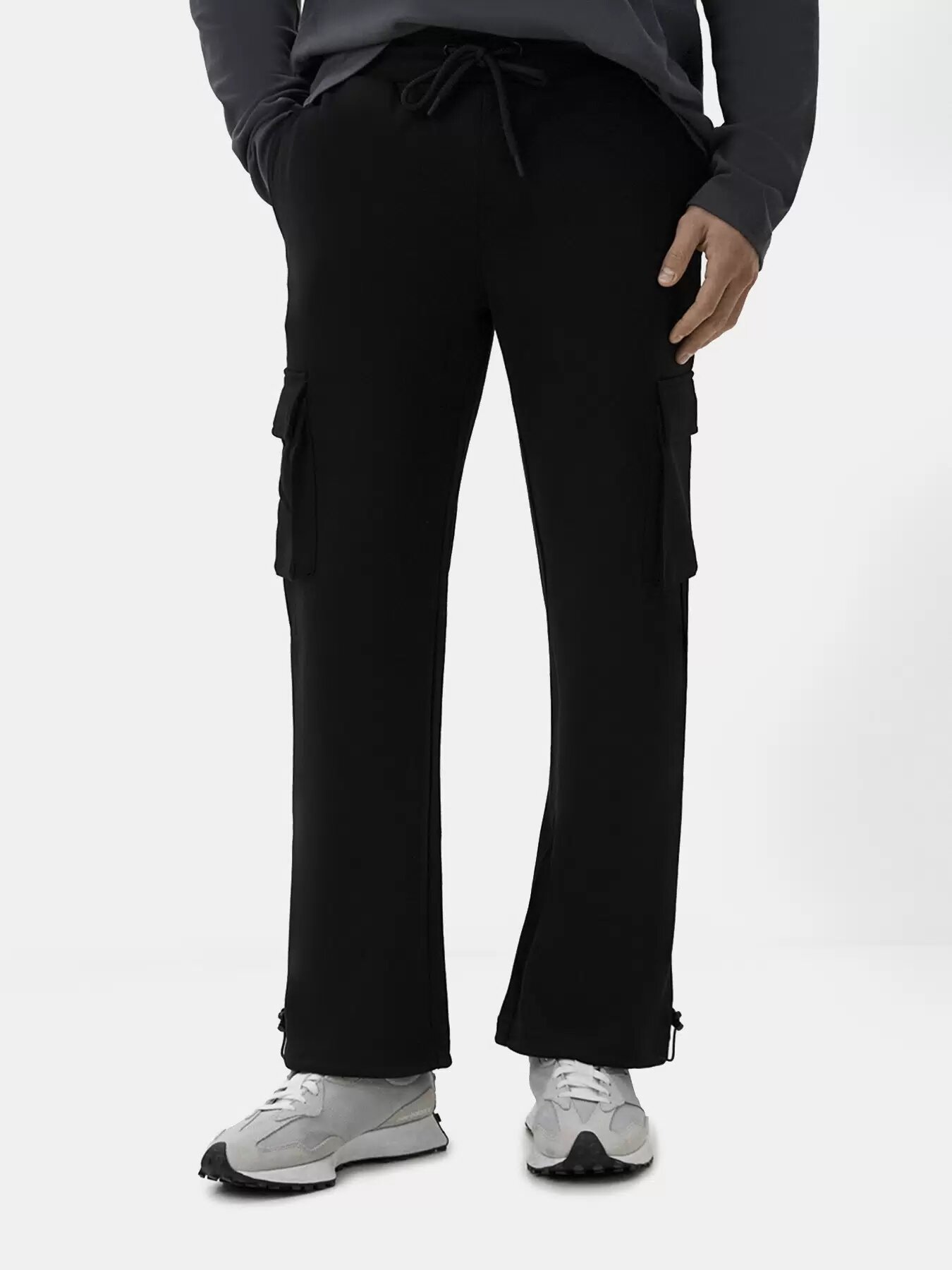 Брюки спортивные