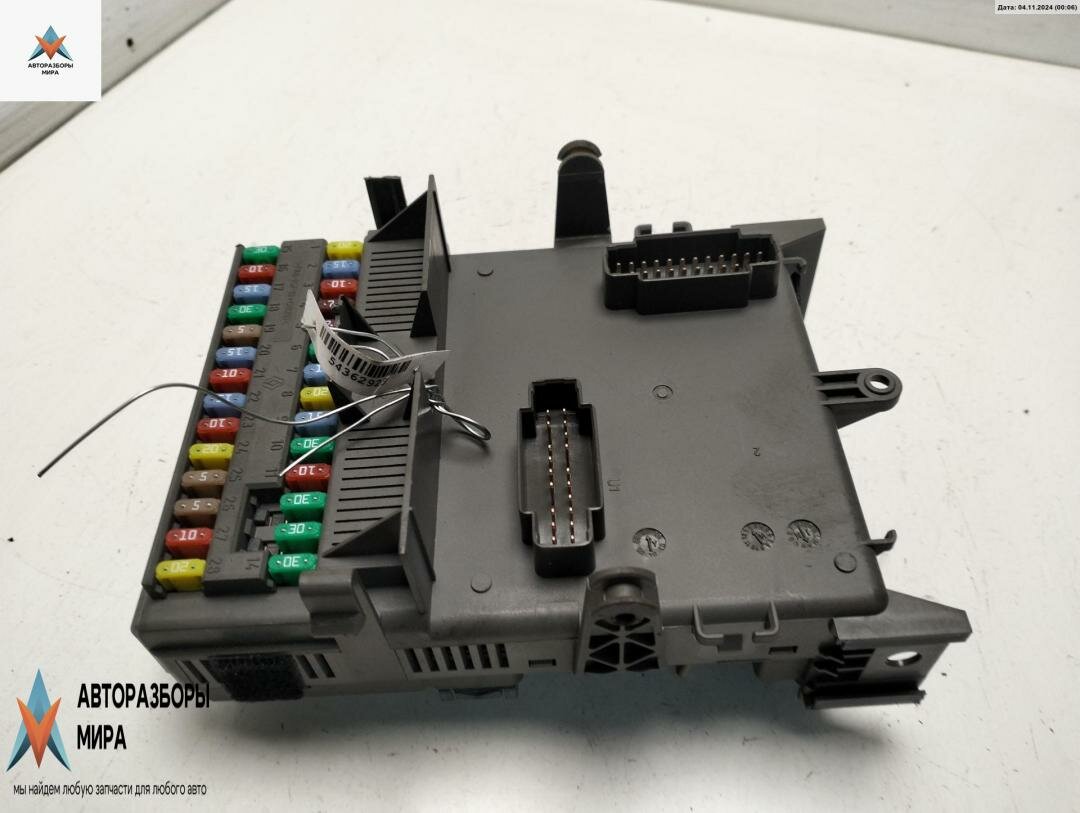 Блок предохранителей Renault Laguna 2 рест. 2007 8200371619