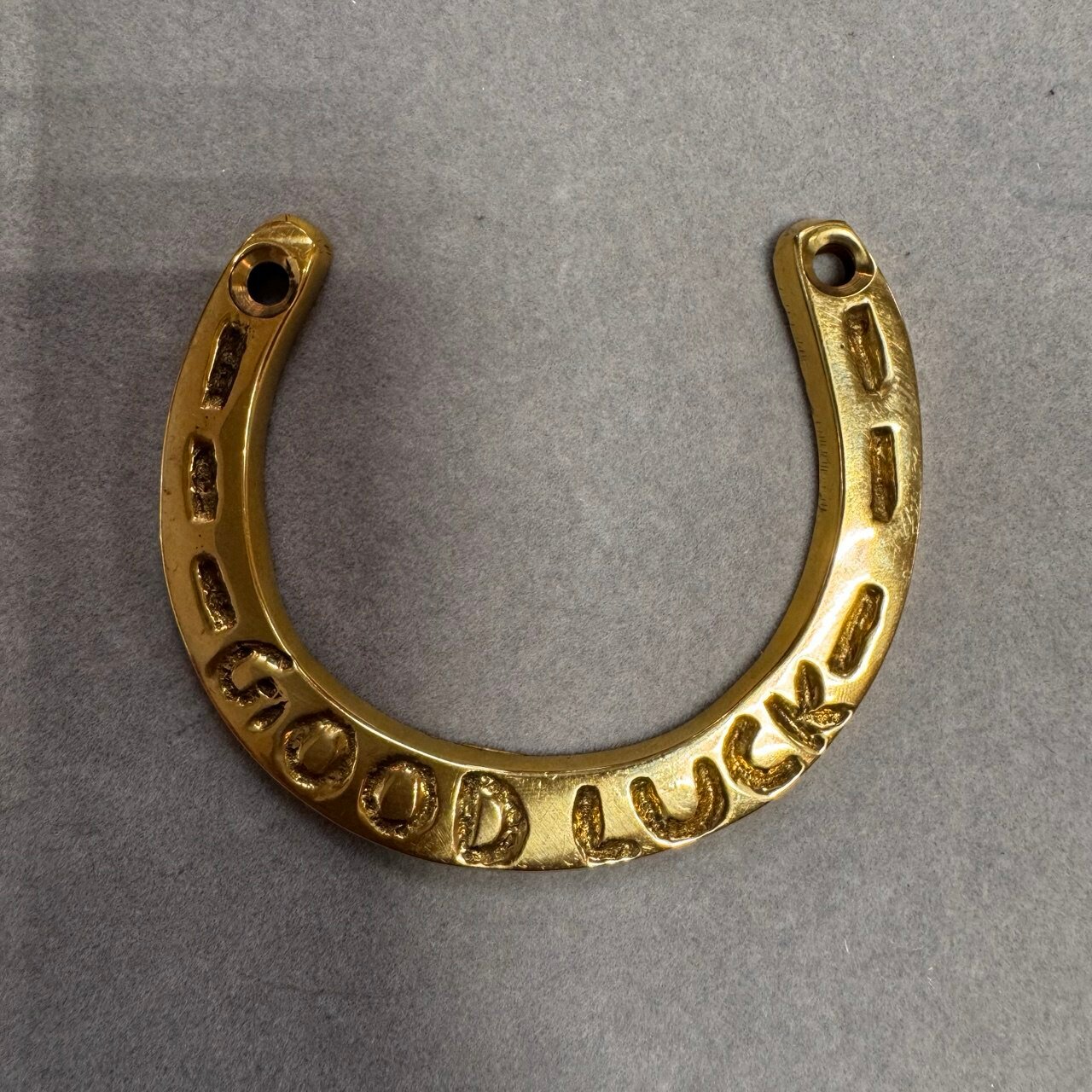 Сувенир "Подкова" GOOD LUCK, оберег, латунь, Индия, золотистый, 7см