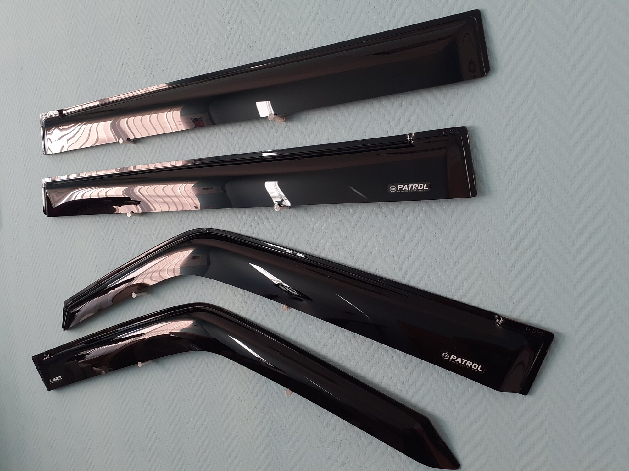 Дефлекторы окон Nissan Patrol Y62 с 2010 по 2021, к-т 4 шт, скотч 3M