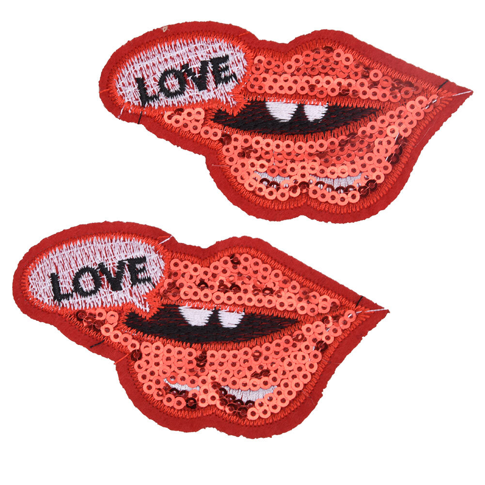 2PCS DIY вышитые блестки Red Lip