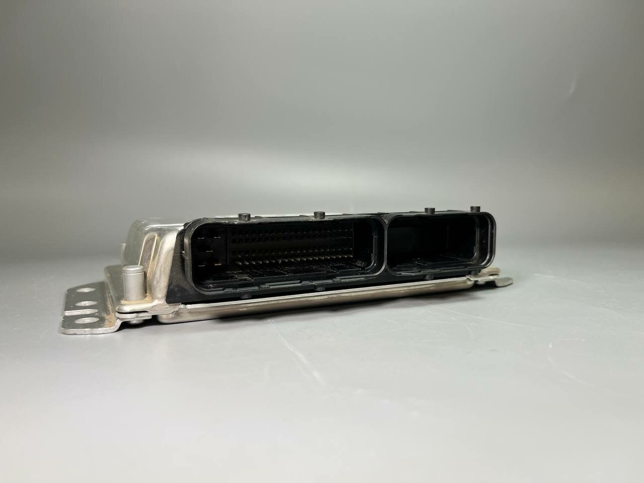 ЭБУ BOSCH для а/м ВАЗ-21124 (арт: 21124-1411020-20)