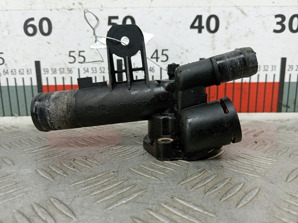 Корпус термостата Renault Megane 2 110605536R арт. 2234534
