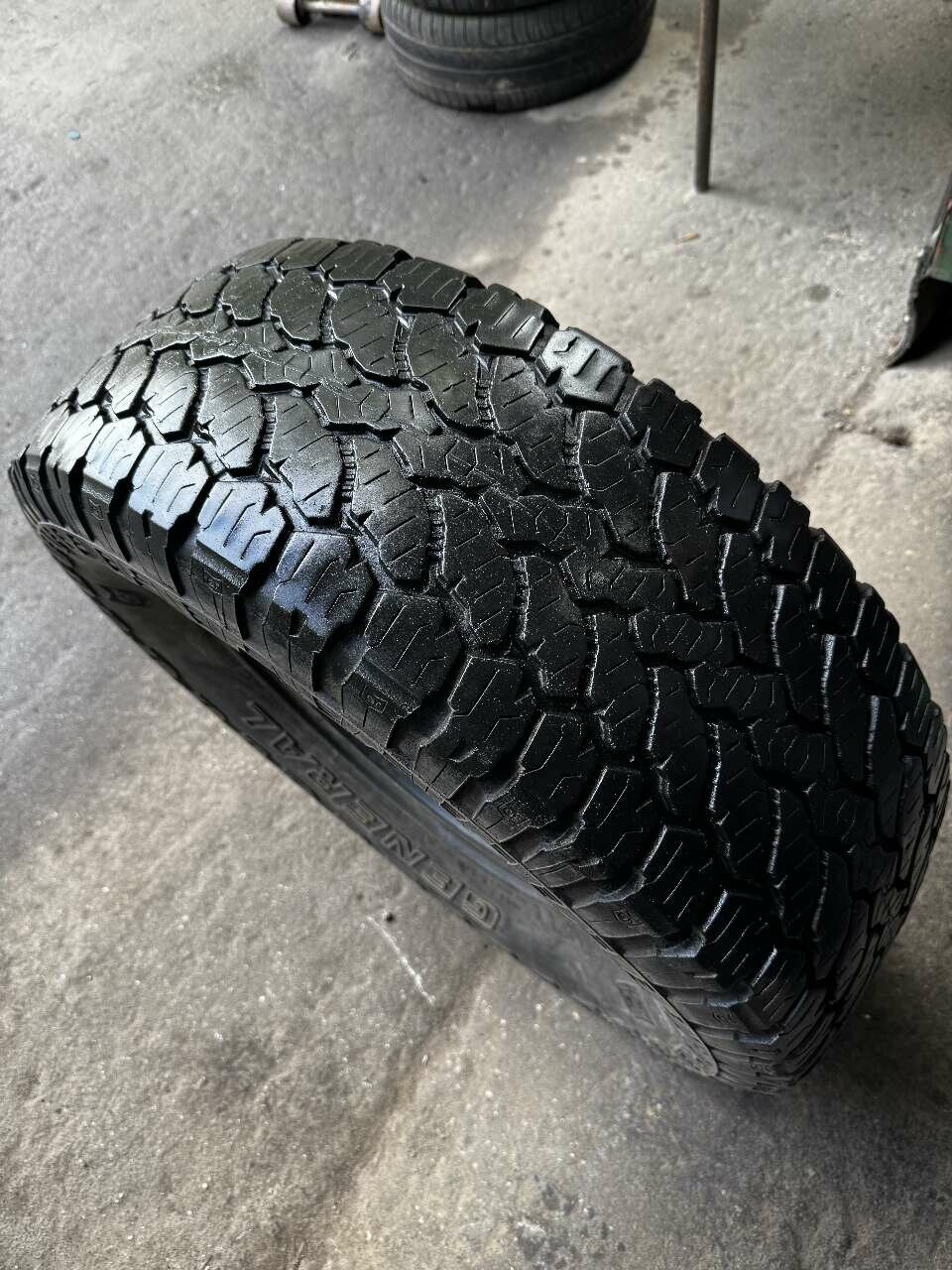 31/10 R15 109S General Tire Grabber AT3 остаток:6 мм год:2019 арт:1d2f5b10