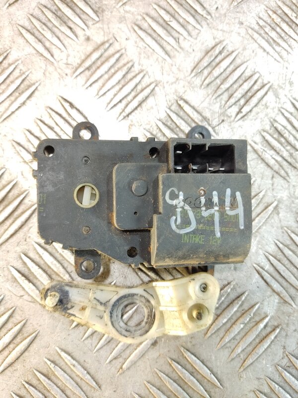 Моторчик заслонки отопителя KIA Spectra 2001-2011 0K2A161A45